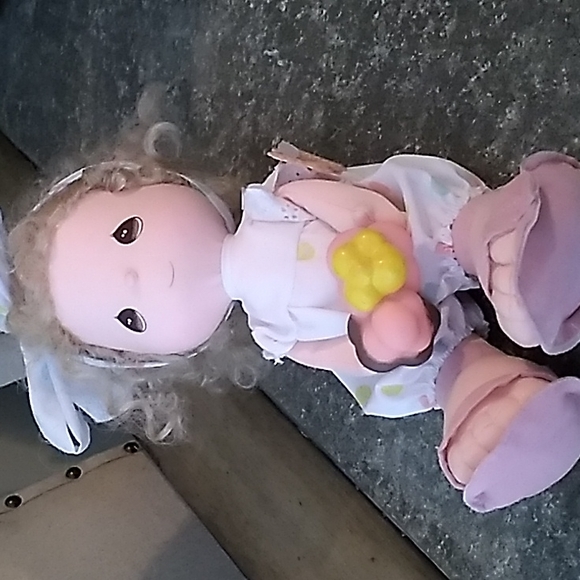 Precious Moments | Other | 988 Precious Moments Friendship Line 11 ...